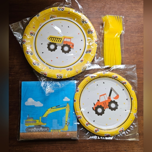 Source Unknown | Party Supplies | Nib Construction Truck Themed ...